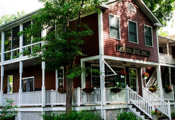 Green Tree Inn in Elsah unveils new cookbook – Illinois Business Journal