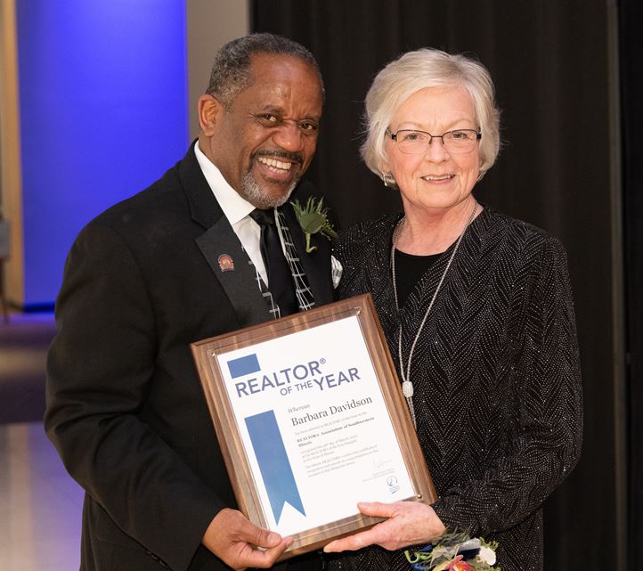 Belleville broker recognized as local Realtor of the Year – Illinois ...