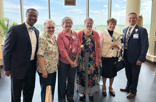 Missioning ceremony held for new president of HSHS St. Elizabeth’s ...