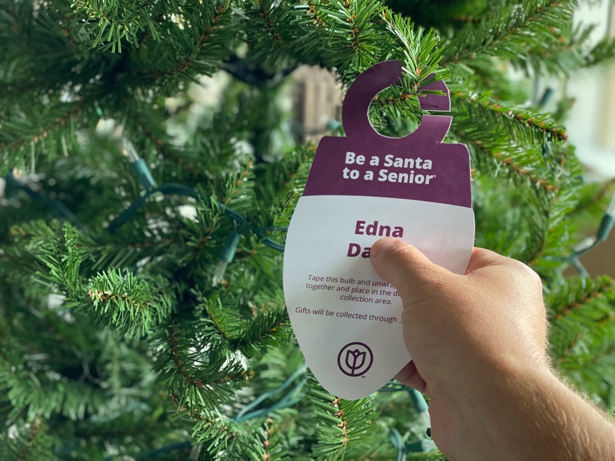 Annual ‘Be a Santa to a Senior®’ program celebrates 20 years of ...