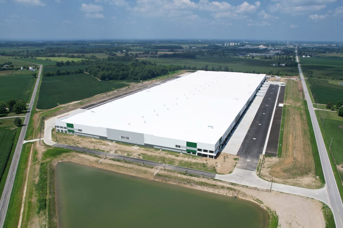 Contegra completes 1.3 million SF distribution center for Miracle-Gro ...