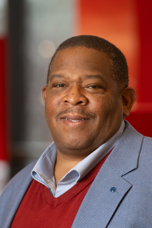 SIUE alumnus Ed Travis joins university’s HR team – Illinois Business ...