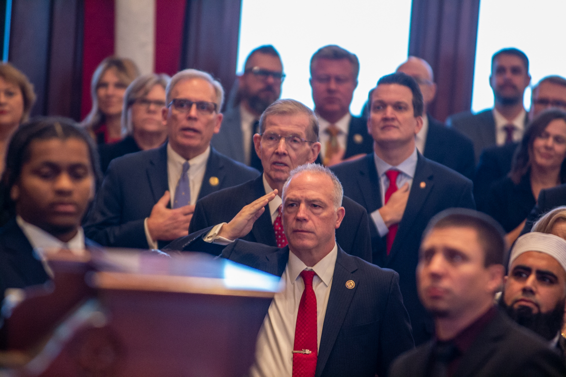 New General Assembly sworn in as House, Senate take different tones ...