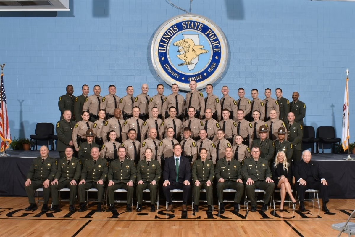 Illinois State Police welcomes new troopers of Cadet Class 149 ...